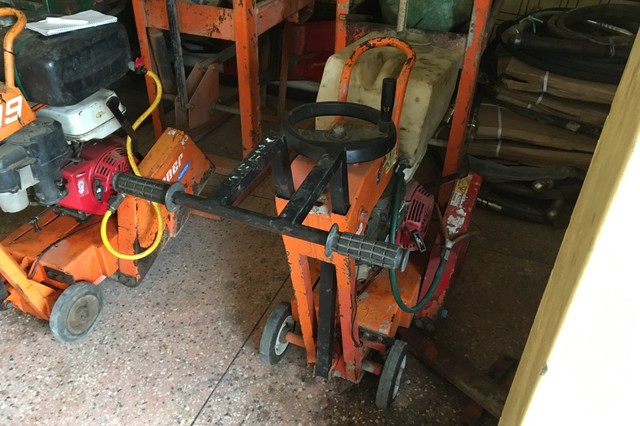 equipment-machinery tarmac-cutter 1996 Ksh. 120,000 for sale | Usedcars ...