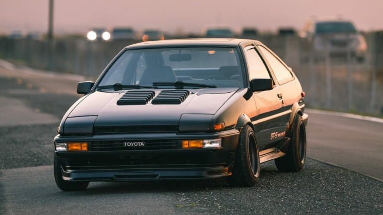 What Gearheads Should Know About The Toyota AE86? - JDM Export